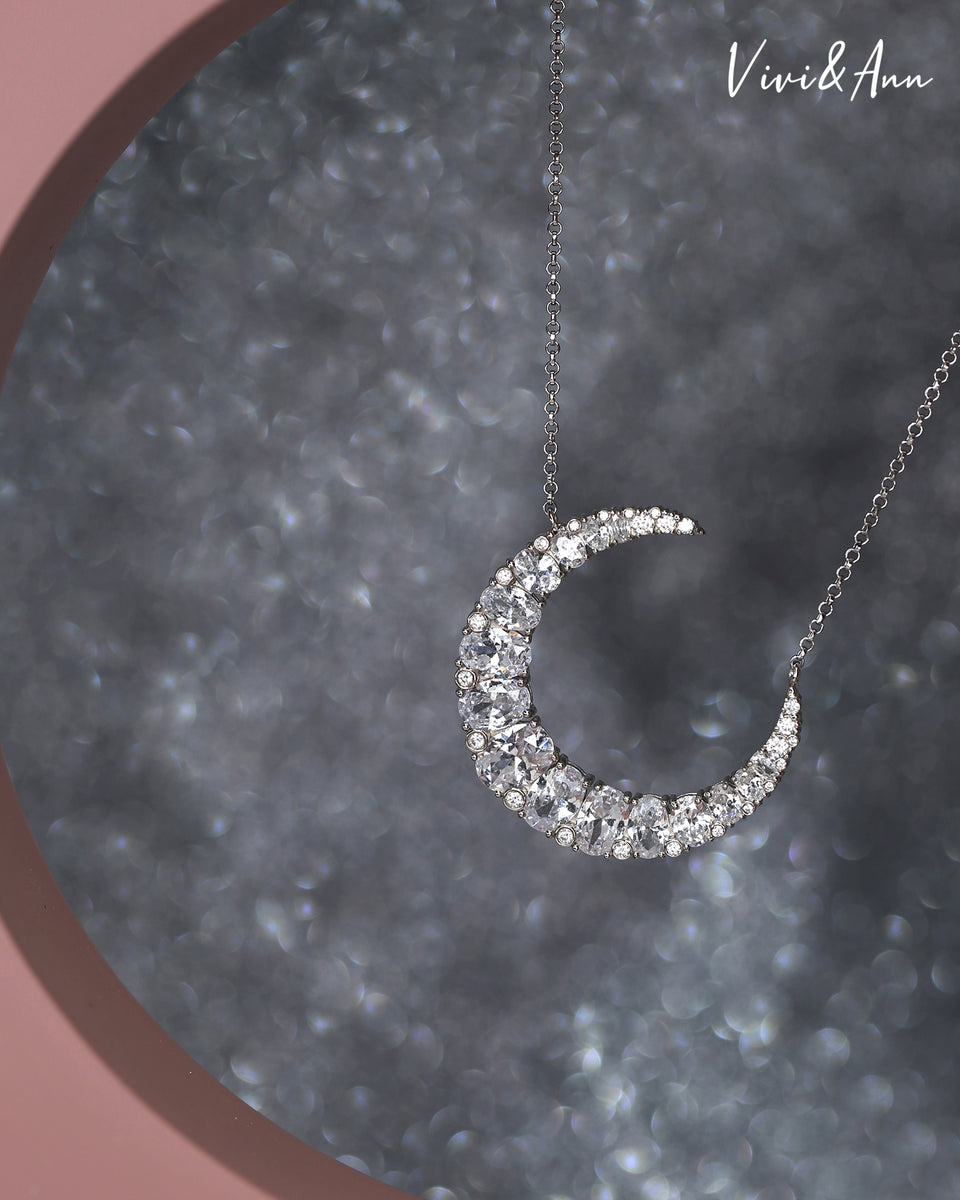Victorian Crescent Moon Style Necklace – Vivi & Ann